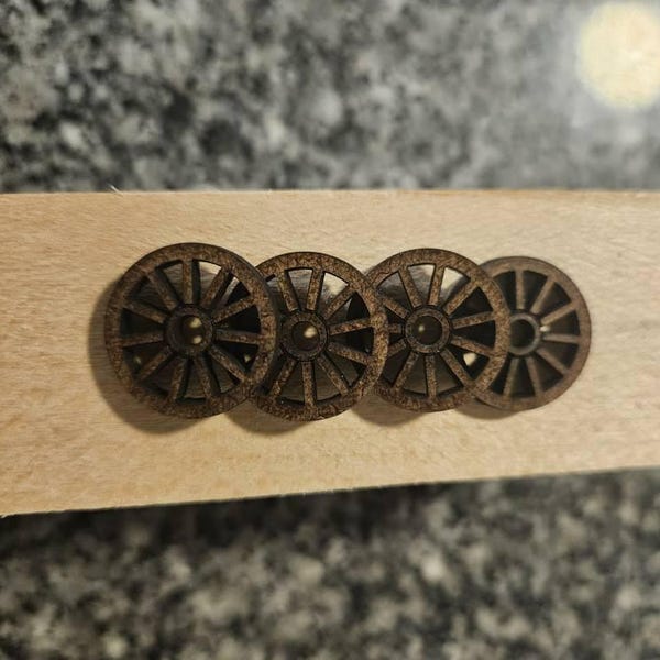 HDF Craft Wheels: 11 Spoke Paintable Wooden Wheels (set of 4) - Etsy