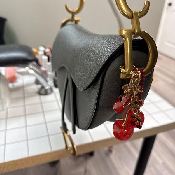 Oil Slick Black TRIPLE HEARTS Black Rainbow Oil Slick Resin Bag Strap ...