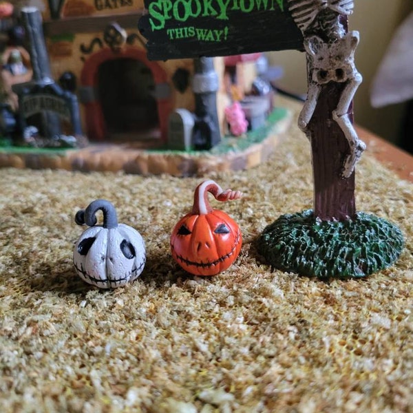 Mini Pumpkins Halloween - Dollhouse Miniature - Fairy - 1:12th Scale ...