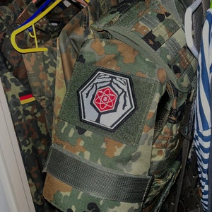 TF2 Team Red Embroidered Patch / Team Fortress Pin / Iron-on Red Team ...