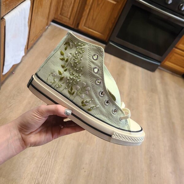 Wedding Converse for Bride, White Flowers Embroidered Sneakers Wedding ...