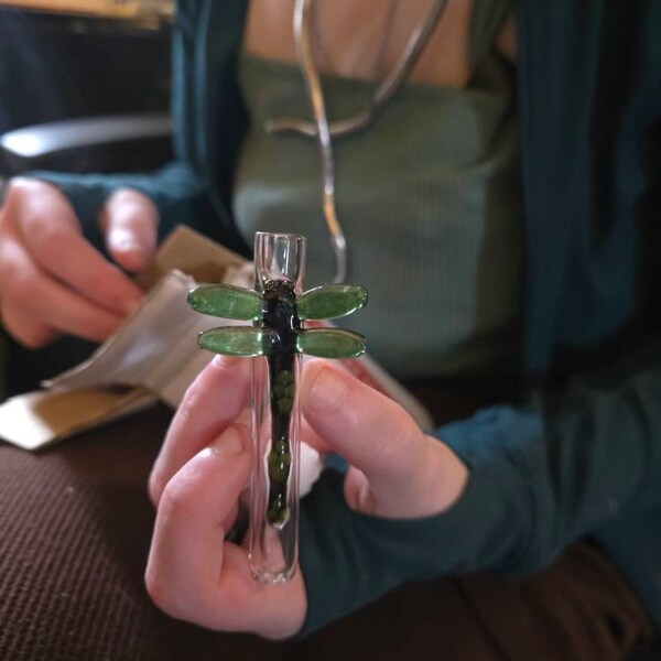 Octopus on Sea Green Pipe - Octopus Pipe | Glass Pipe | Glass Octopus ...