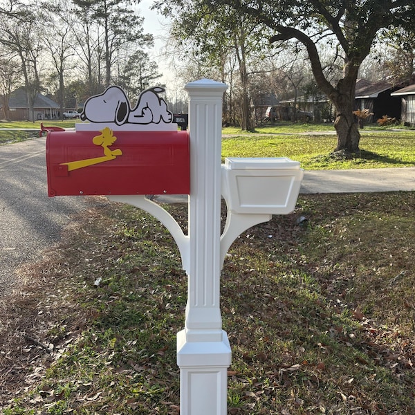 Snoopy Mailbox Topper Accessory | Charlie Brown Christmas | Crib ...