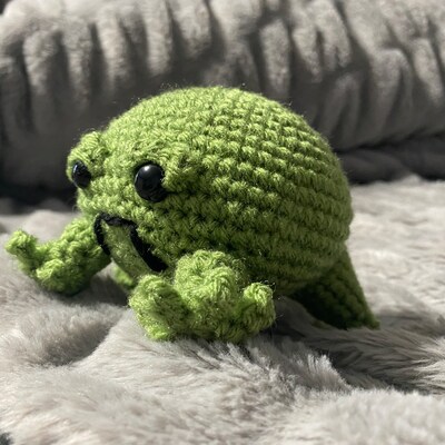PATTERN Gorf the Frog Ghost Amigurumi - Etsy