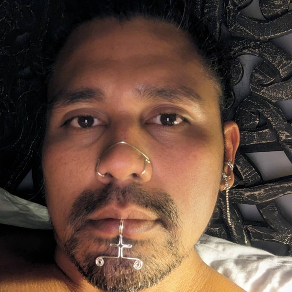 GODDESS CLIP - ARC | Simple Wire Nose Bridge Cuff - No Piercing Needed, Full Nose Cuff, Double ...