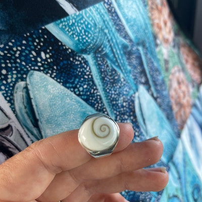 V Leg Silver and Spiral Shell Ring Koru Shell Shiva Eye - Etsy