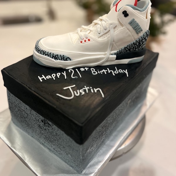 Small Nike Jordan Sneaker/trainer/shoe Cake Topper. Shoe Cake ...