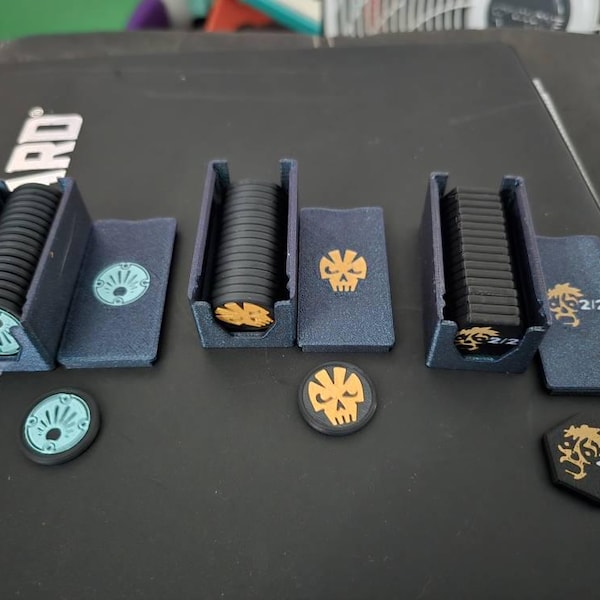 Sliver / Eldrazi Themed Commander Deckbox With Toploader for MTG (magic ...