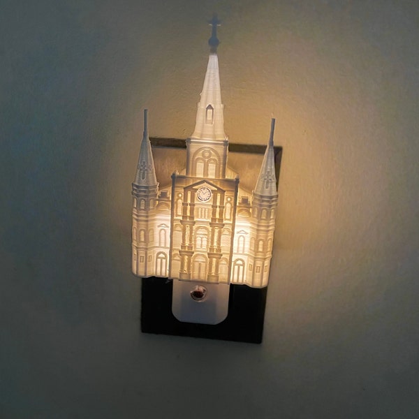 St. Louis Cathedral Night Light, New Orleans (plug-in, LED) - Etsy