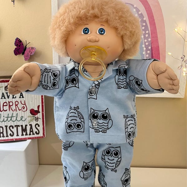 Peter Rabbit is a Beatrix Potter Character and is Designed by Alan Dart ...