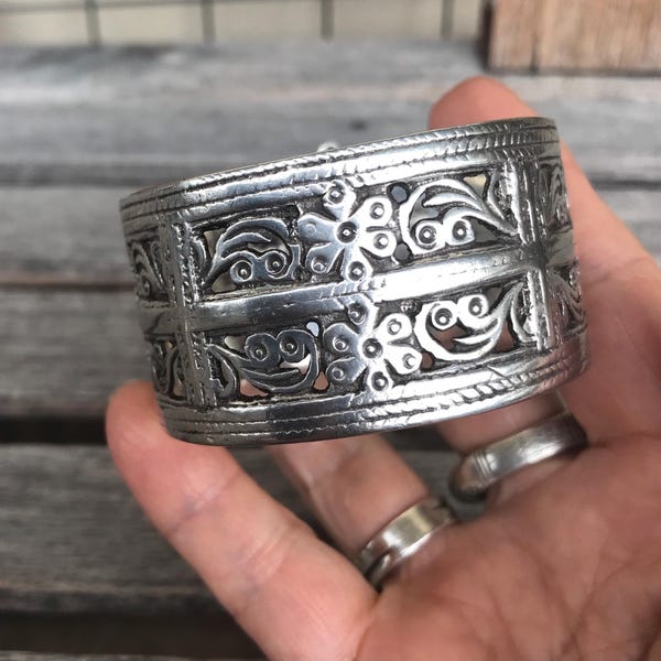 Antique South Indian High Grade Silver Openable Prayer Box, Indian ...