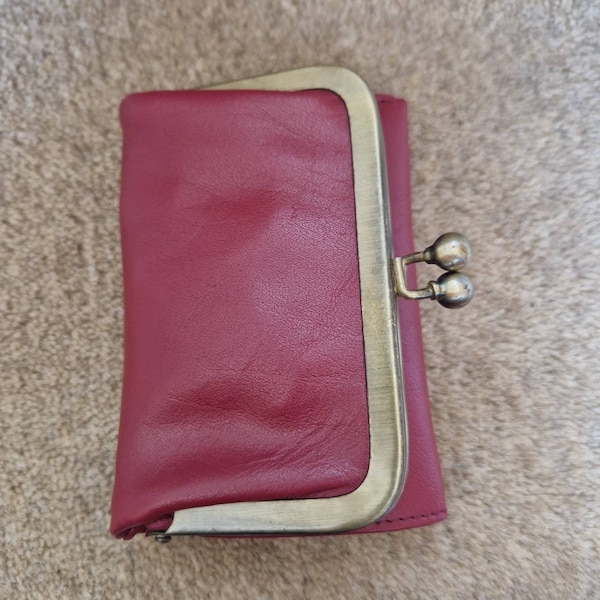 Coin Clip Purse With Bottom Zip, Red Leather Purse, Front Pocket, Amy ...