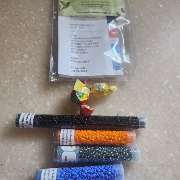 Spin and String Mini Bead Stringing Tool, Wooden Bead Spinner With Needle, Only One per Order ...