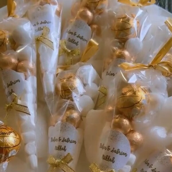 Luxury Lindor / Ferrero Rocher Gold, Silver, Pink or Blue Sweet Cone ...