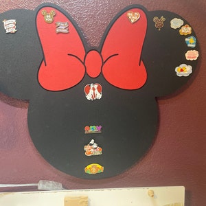 Minnie Mouse Cork Board With Engraved Detailing. Minnie Mouse Pin ...