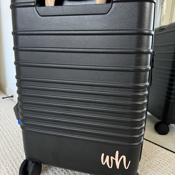 OLIVIA Font // Custom Vinyl Name Decal // Vinyl Stickers // Holographic ...