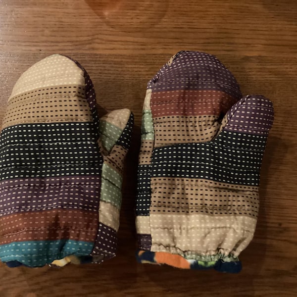 Upcycled Quilt Mittens Sewing Pattern: Woven Fabrics (digital Pattern ...