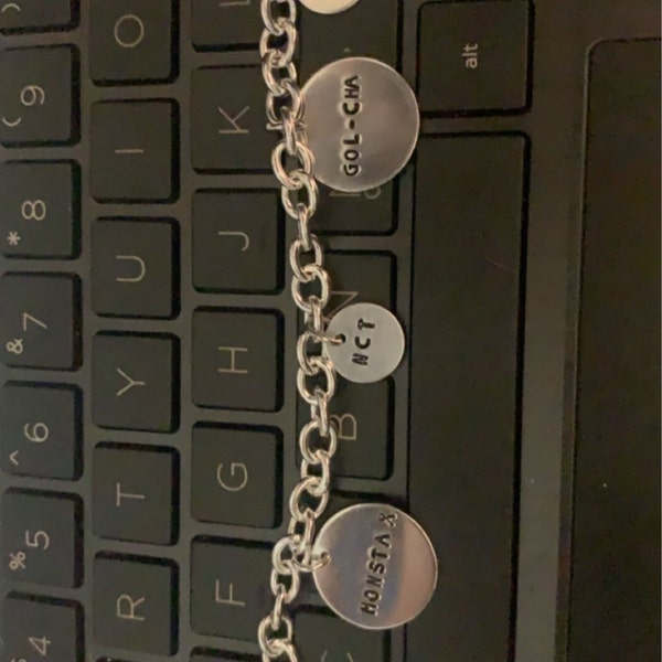 Handmade KPOP Charm Bracelet/kpop/favorite Groups/gift Ideas/metal ...