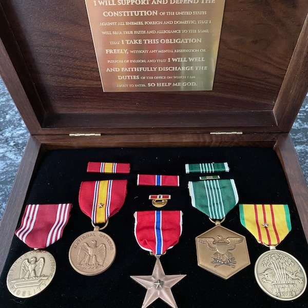 Personalized U.S. Army Walnut Keepsake Box With Colored Medallion - Etsy