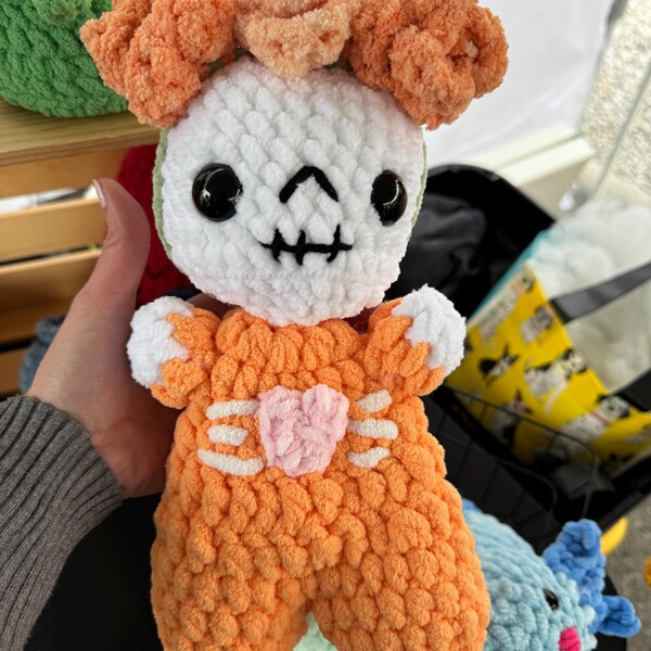 Zeek the Zombie | Amigurumi Crochet Pattern, Halloween Pattern, Spooky ...