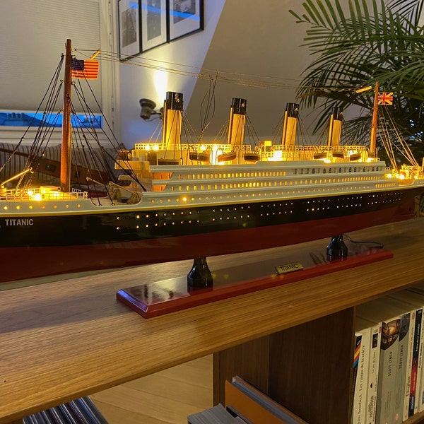 RMS TITANIC Model- Titanic Model Cruise With LIGHTS 80cm (31.5 ...