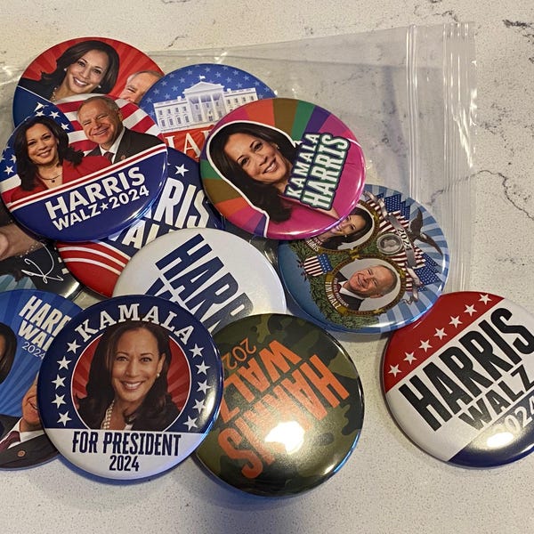 3" Trump Button - Thumbs up Photo Design - Republican Pin for Donald ...