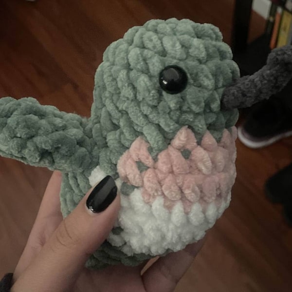 Chubby Hummingbird Crochet Plushie — Ruby-throated Hummingbird - Etsy