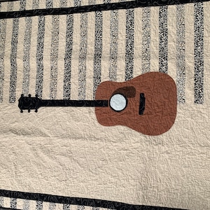 Digital Guitar Applique Quilt Pattern, "beautifully Acoustic" (67" X 57 ...