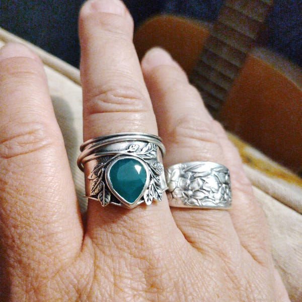 Green Onyx Spinner Ring | Sterling Silver Fidget Ring With Leaf Design ...