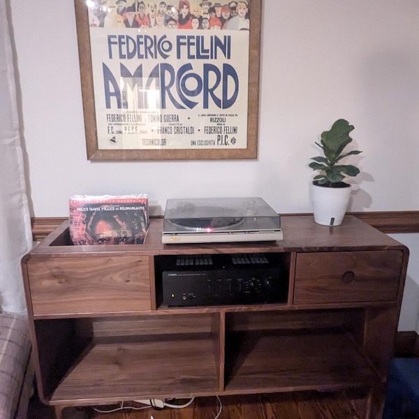 Flynn Vinyl Console - Etsy