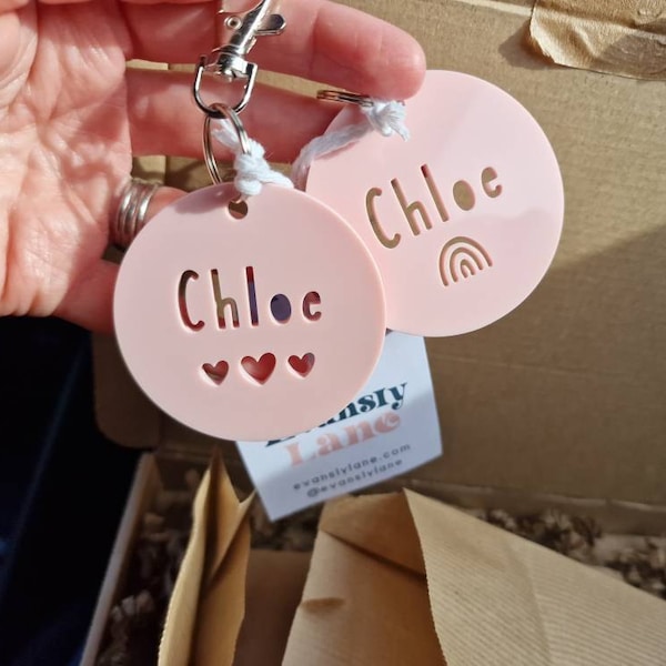 Round Acrylic Personalised Name Keyring - Etsy UK