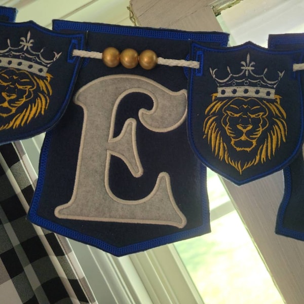 Shield Banner in the Hoop Banners Machine Embroidery Designs Applique ...