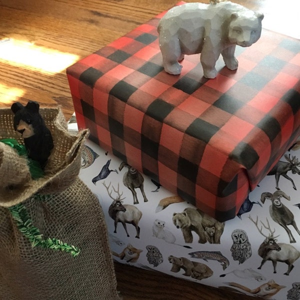 Red Flannel Gingham Pattern Holiday Gift Wrap Illustrated Celebration ...