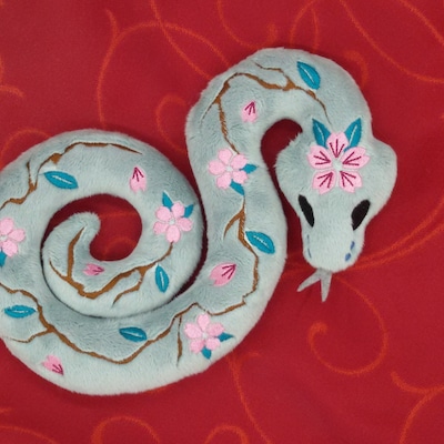 ITH Winged Sphinx Plush Embroidery Pattern Adorable Softie - Etsy