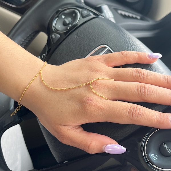 Delicate Hand Chain Boho Style Jewelry Waterproof Body Jewelry Hand ...