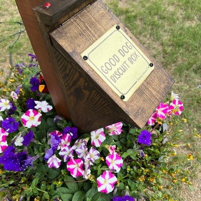 Good Dog Biscuit Box From the Family of the Founder of the Little Free ...