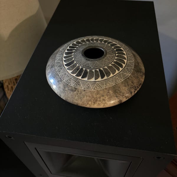 Acoma Pueblo Feather and Horsehair Pottery Flat Seed Pot – A Symbol of ...