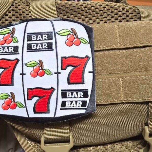 Lucky 7 Casino & Slot Machine Patch, Size 3.5", 1-pc, Iron-on Applique ...