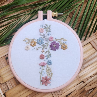 Hand Embroidery Pattern Floral Cross Christian Theme Wall Decor ...
