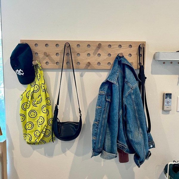 WOOD ROUND HOOK White Oak, Pine, or Black Stained Ash - Etsy