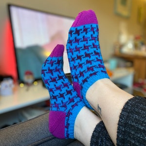 Pop Radio Socks Basic Texture Sock Knitting Pattern Easy Sock | Etsy