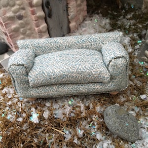 Miniature Mouse Sofa Tutorial - Etsy Canada