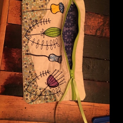 ITH Bag / Pouch. In-the-hoop Zipper Bag From the beach - Etsy UK