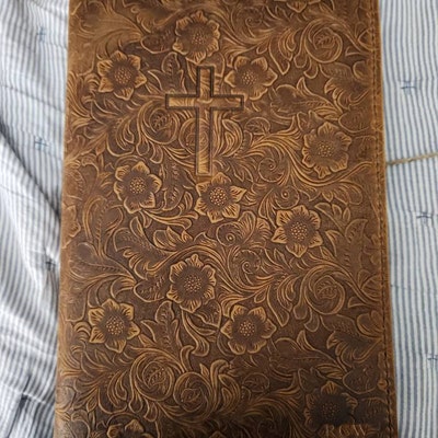 Personalized KJV Holy Bible Cover , Custom Leather Holy Bible Book Case ...