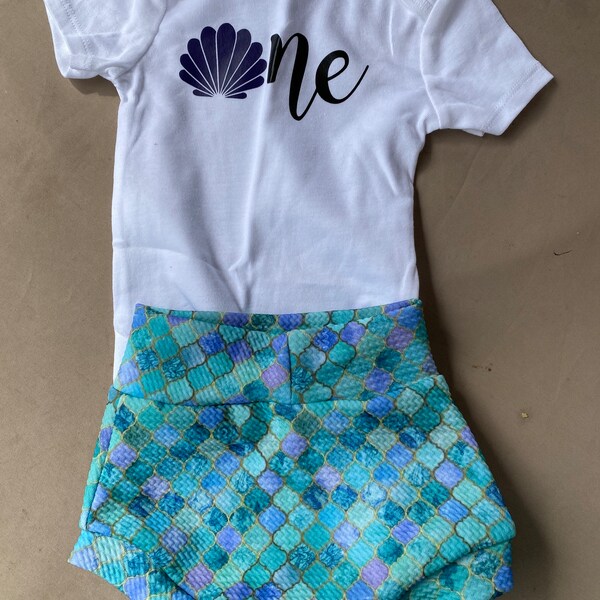 First Birthday Mermaid Baby Bummies Set, Baby Girl Bummies and Bow, 1st Birthday Outfit Bloomers ...