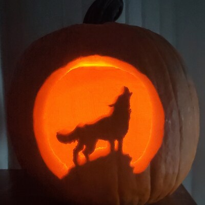 Printable Pumpkin Stencil for Carving Howling Wolf Full Moon Silhouette ...