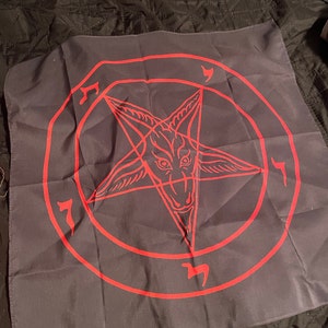 Witchcraft Altar Cloth Hecate Dark Goddess of Witchcraft - Etsy