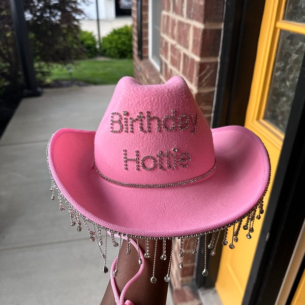 Party Cowboy Hat _ 15 Western Party Ideas for a Boot-Scootin’ Good Time ...