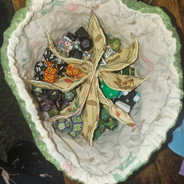 Eight Section Dice Bag Sewing Pattern: Dnd Pathfinder and Roleplay ...