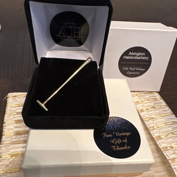 Lapel or Hat Pin, Miniature Door Knocker, Gold or Silver Tone, Detailed ...